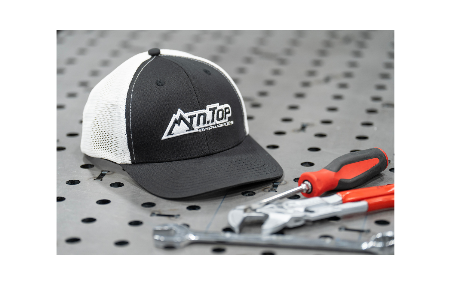 MTN.TOP Trucker with Full Logo - Rocky Mountain Snow MX